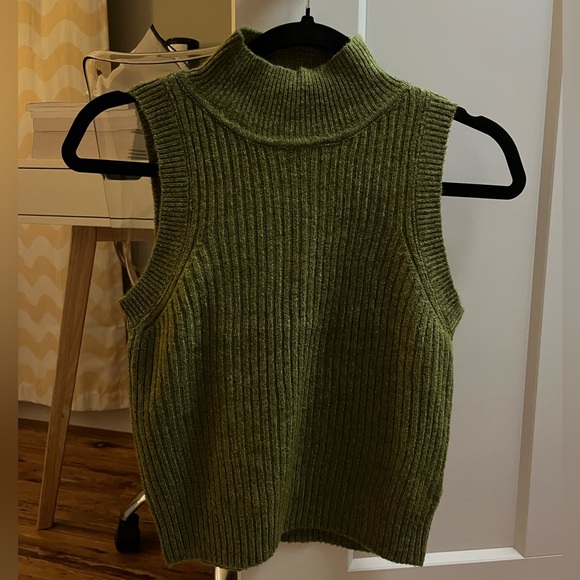 Jessica Simpson | Tops | Nwot Ribbed Green Sweater Vest | Poshmark
